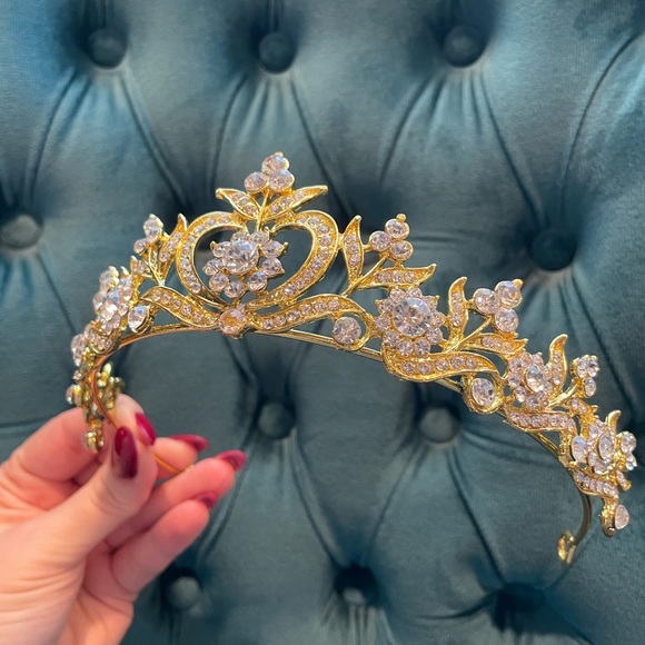 Accessories | Gold Crystal Tiara | Poshmark